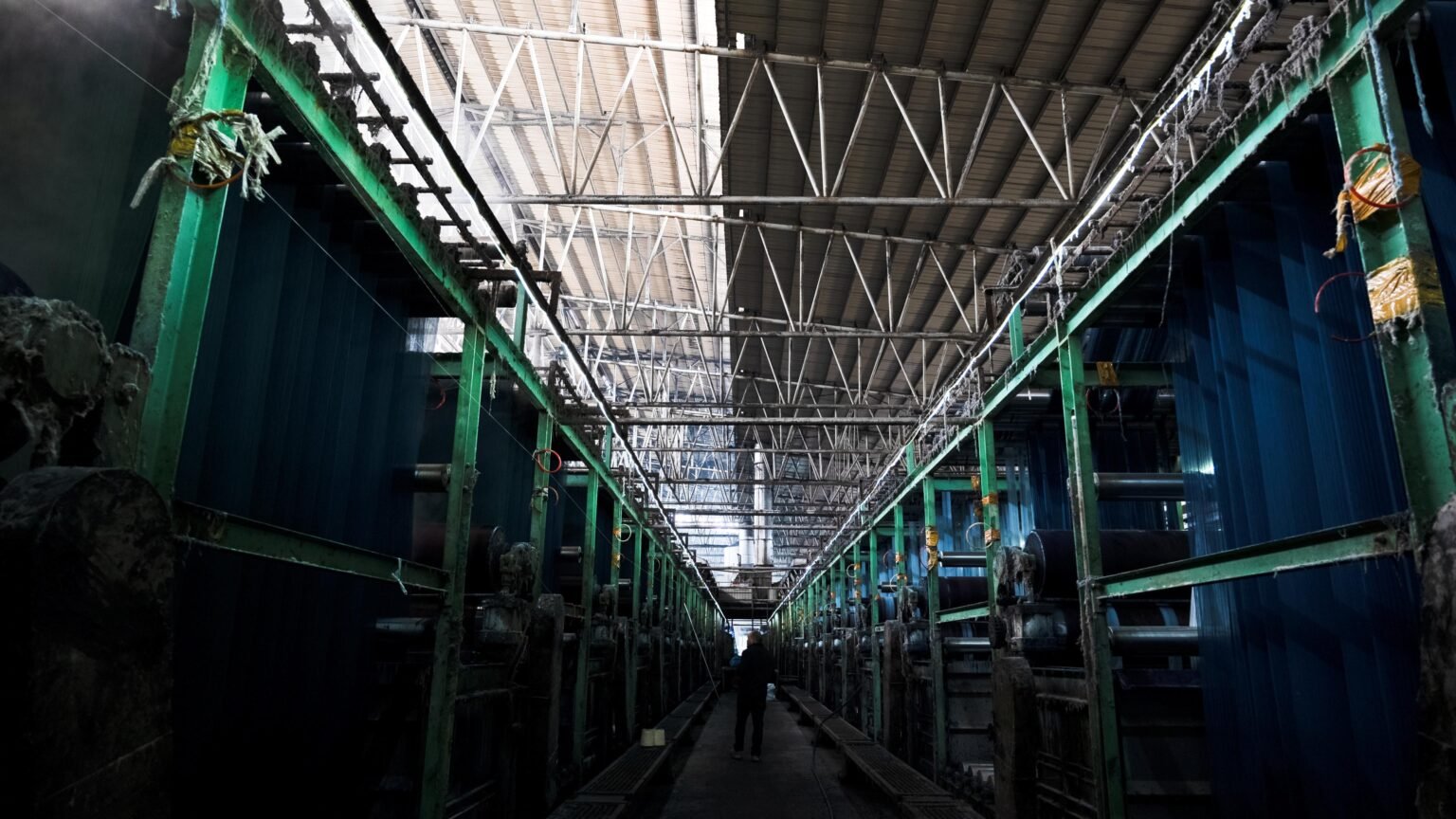 How Denim Is Made: From Cotton to Jeans - lydenim.com
