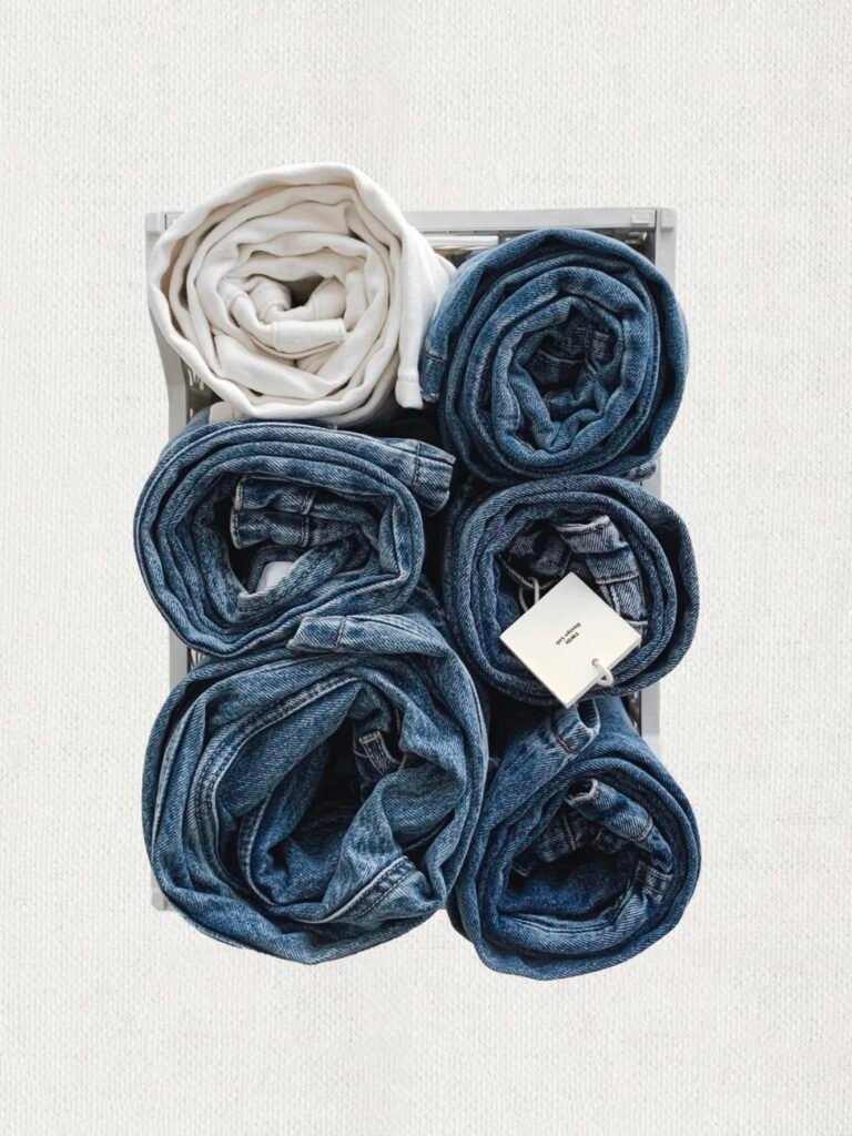 What Are Rigid Jeans? Discover Their Style and Durability - lydenim.com