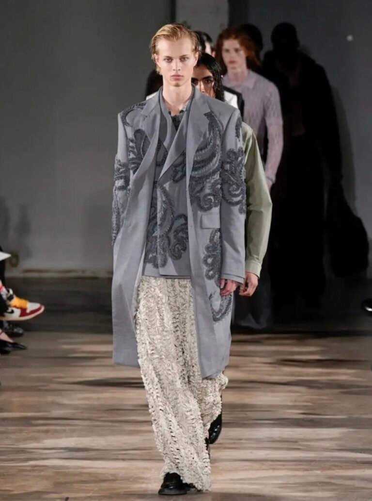 SS26 Men’s Street Trends: Punk Whispers and Plaid Rhythms - lydenim.com